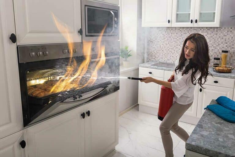 10 Kitchen Fire Safety Tips: Stovetop & Oven Safety – Kitchen Acorns